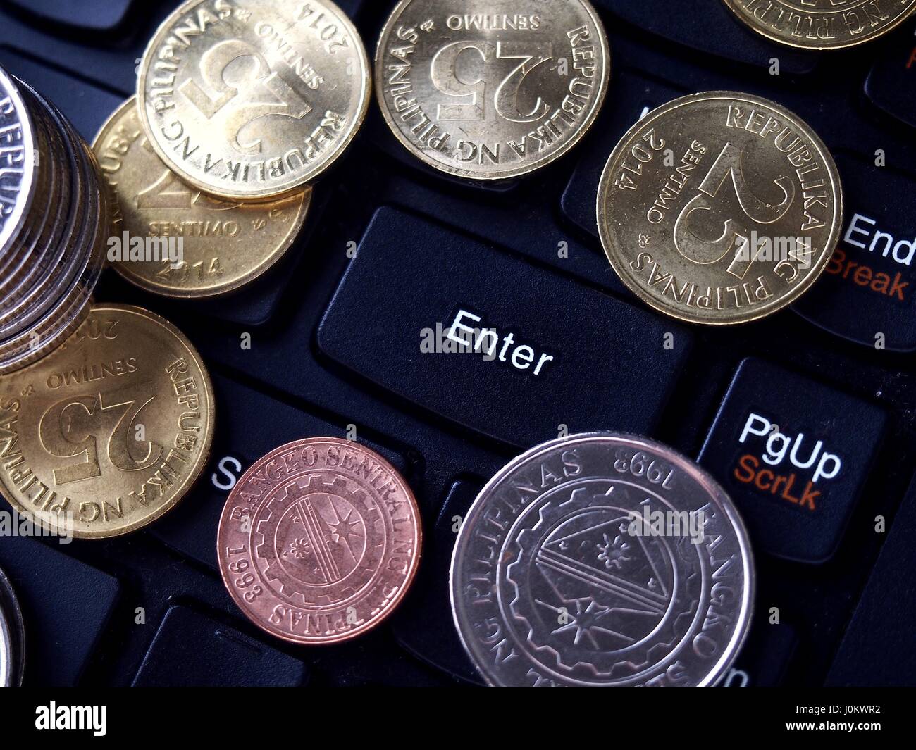 Philippine peso coins hi-res stock photography and images - Alamy