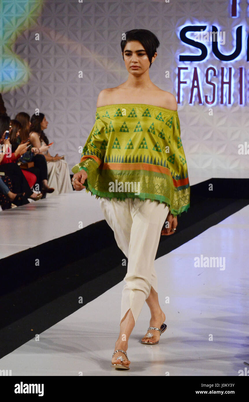 Lahore, Pakistan. 14th Apr, 2017. A Pakistani model presents a creation ...