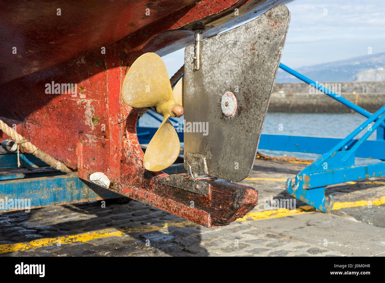Ship screw hi-res stock photography and images - Alamy