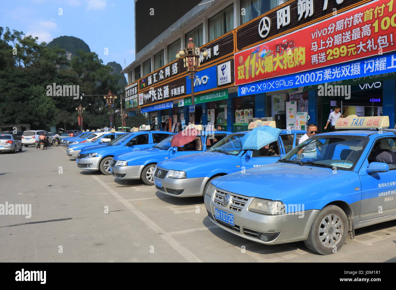 Chinese taxi driver hi-res stock photography and images - Alamy