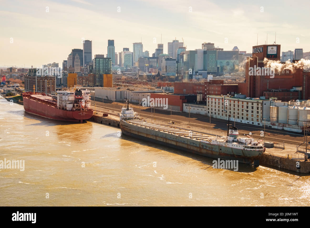 Montreal harbour hi-res stock photography and images - Alamy