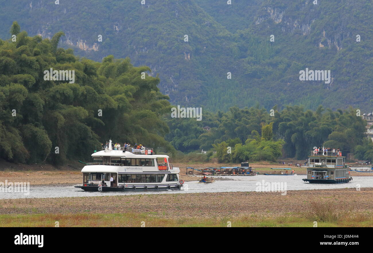 Li river scenic cruise landscape in Xingping China Stock Photo - Alamy