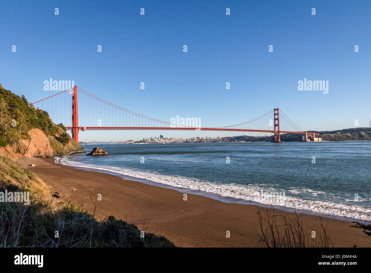 Beach view of Golden Gate Bridge and city Skyline - San Francisco ...