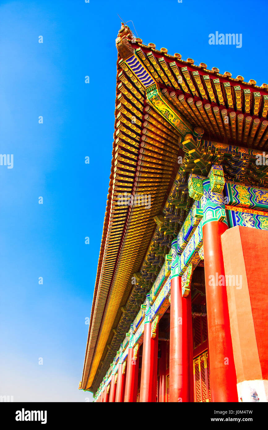 Roof structure with chinese design hi-res stock photography and images ...