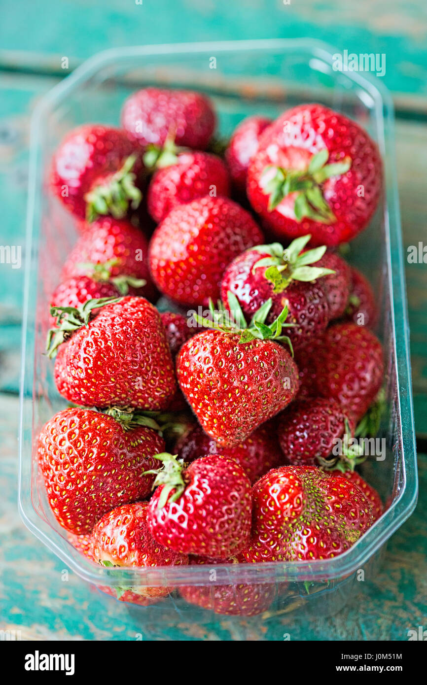 Strawberries plastic container Stock Photo - Alamy