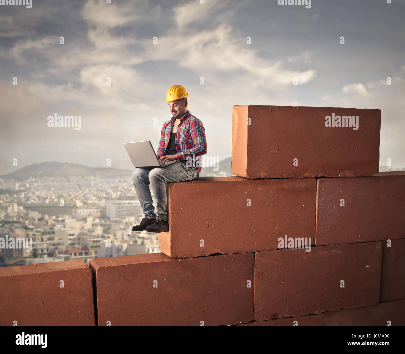 Pc world worker hi-res stock photography and images - Alamy