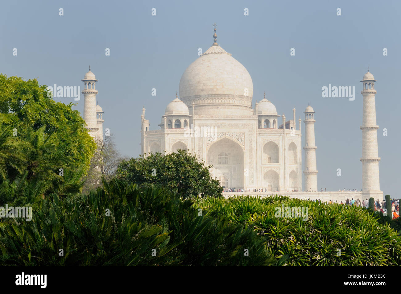 White marble Taj Mahal in India, Agra, Uttar Pradesh Stock Photo - Alamy