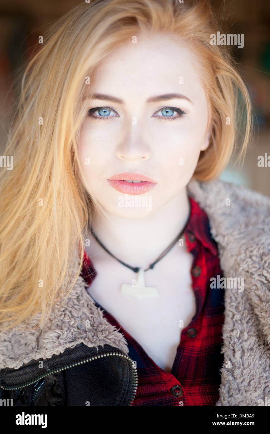 Outdoor model photography hi-res stock photography and images - Alamy