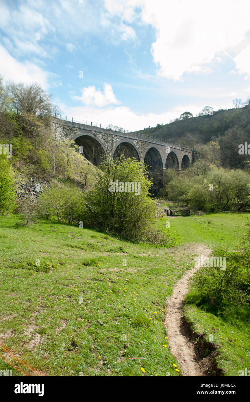 Monsall viaduct hi-res stock photography and images - Alamy