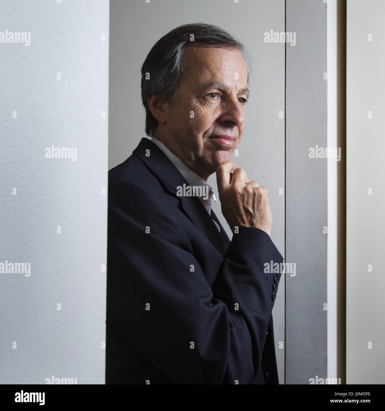 Bernard maris hi-res stock photography and images - Alamy