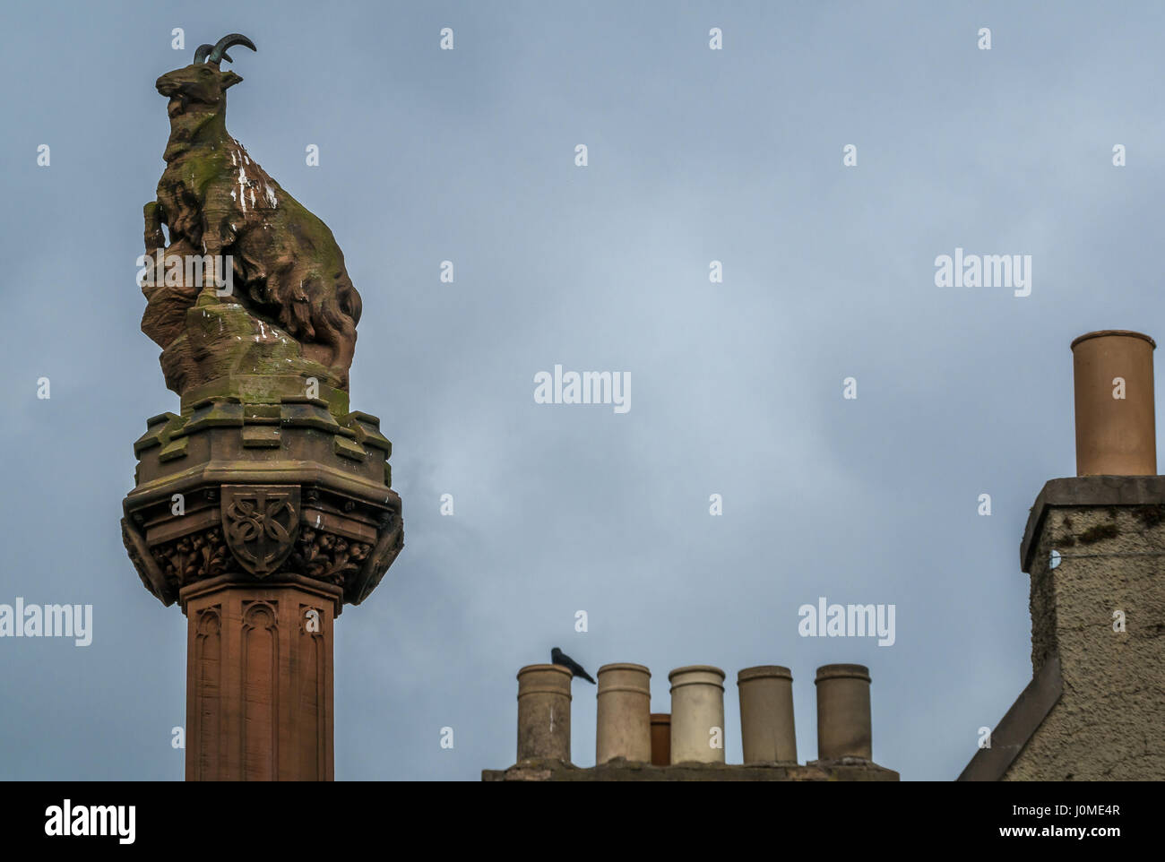 Chimney pots uk hi-res stock photography and images - Alamy