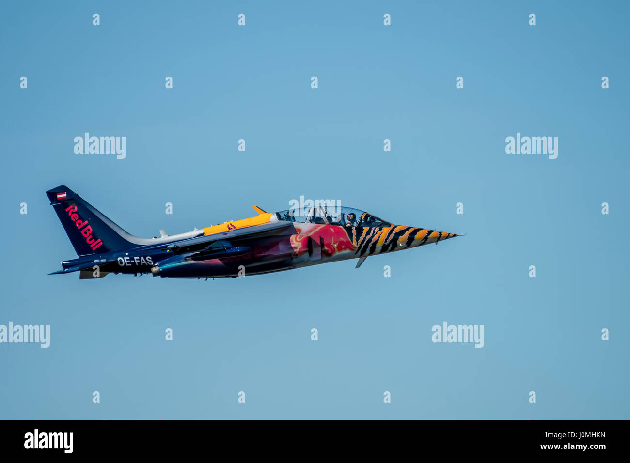 Red bull jet performing hi-res stock photography and images - Alamy
