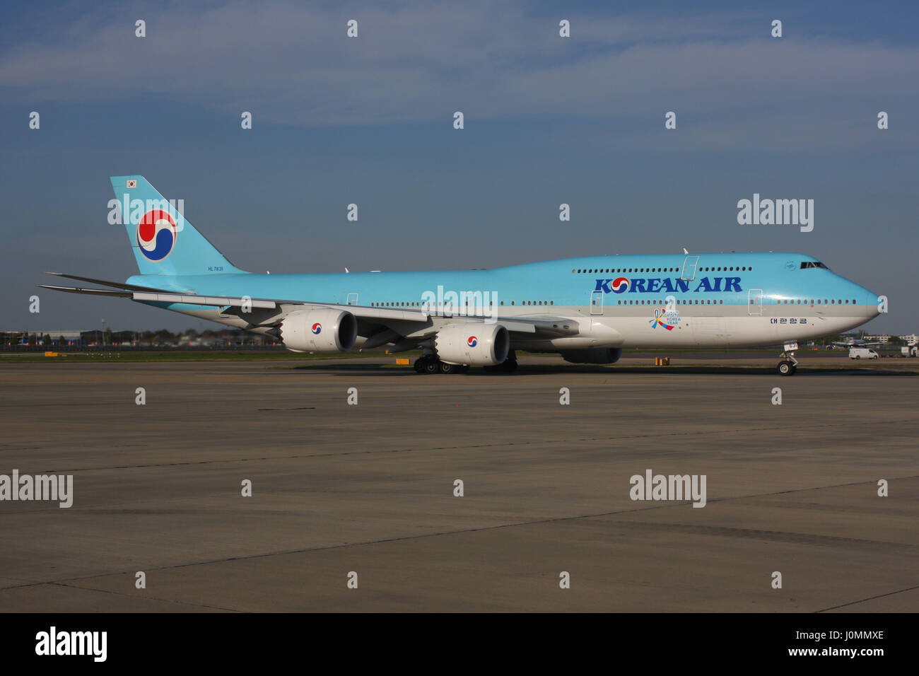 KOREAN 747 800 Stock Photo - Alamy