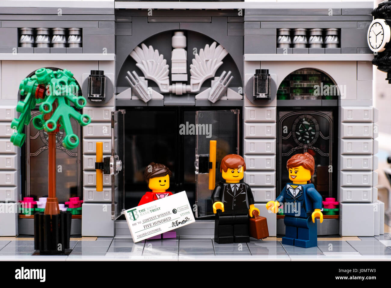 Bank outside banker suitcase hi-res stock photography and images - Alamy