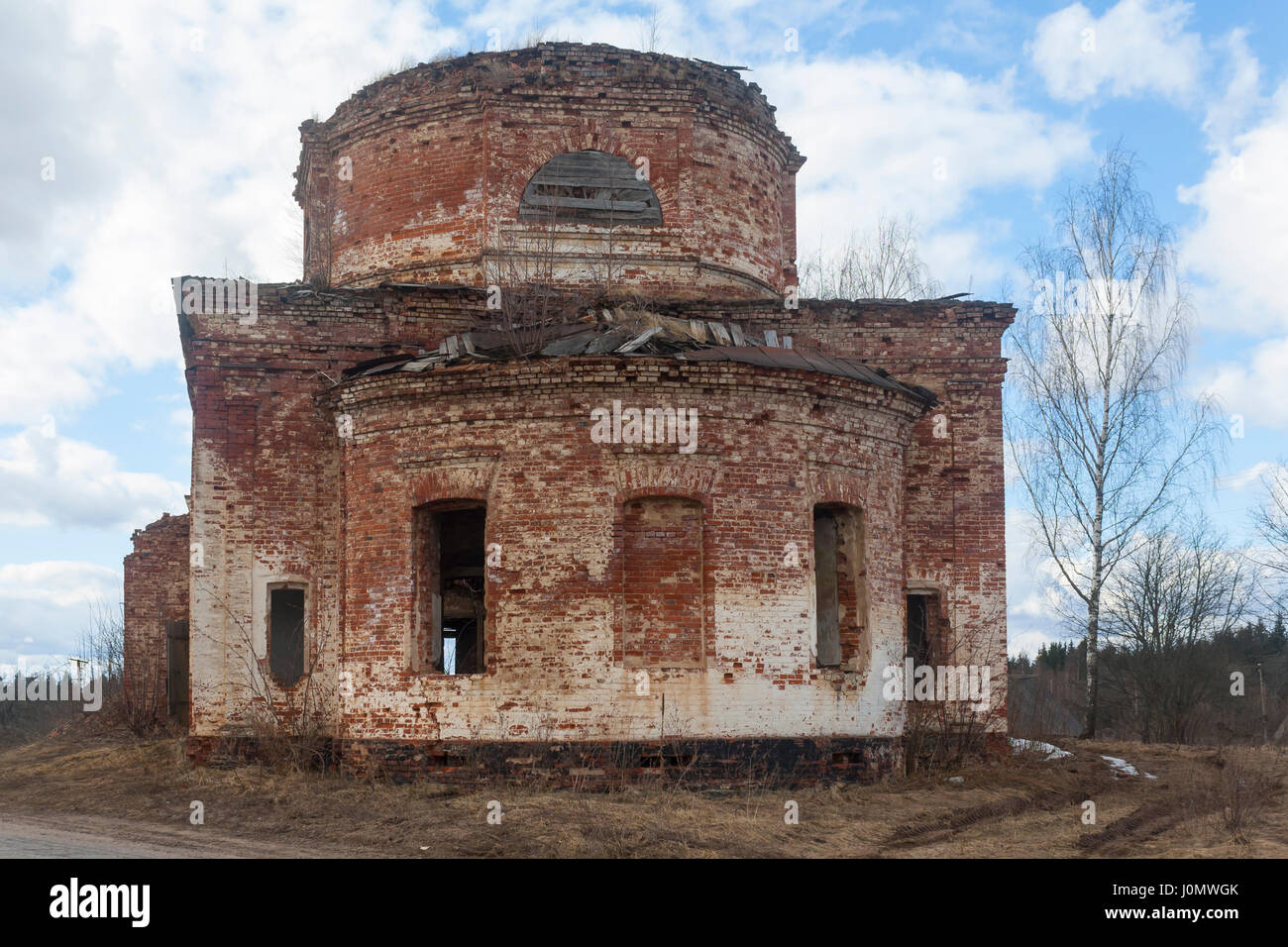 ruined abandoned christian church Stock Photo - Alamy