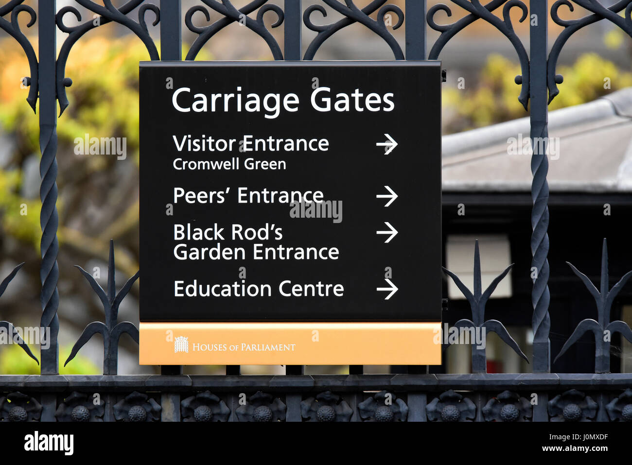 Houses of parliament gates hi-res stock photography and images - Alamy