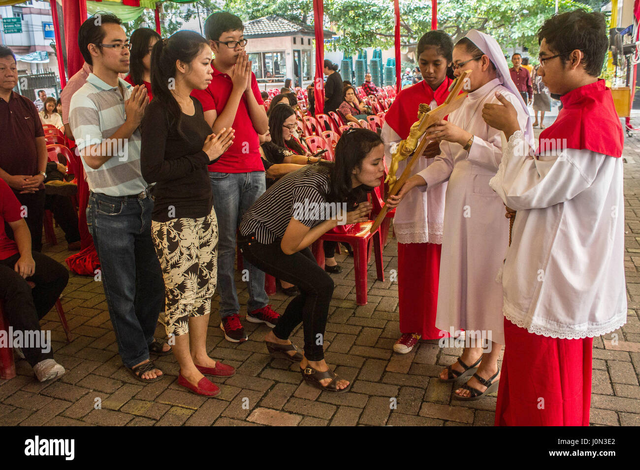 Indonesian Catholic Women High Resolution Stock Photography and Images ...