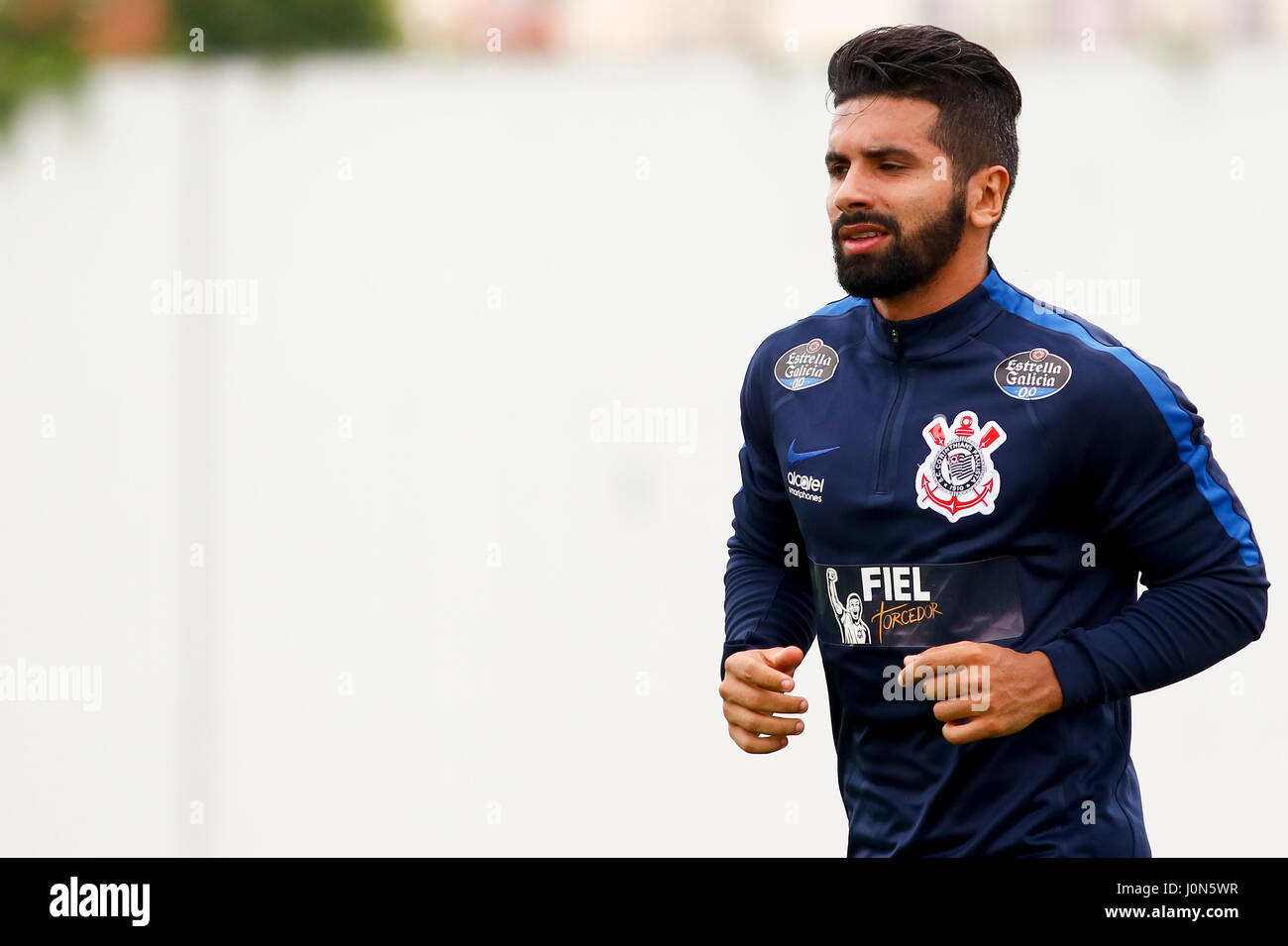 SÃO PAULO, SP - 14.04.2017: TREINO DO CORINTHIANS - William during the ...