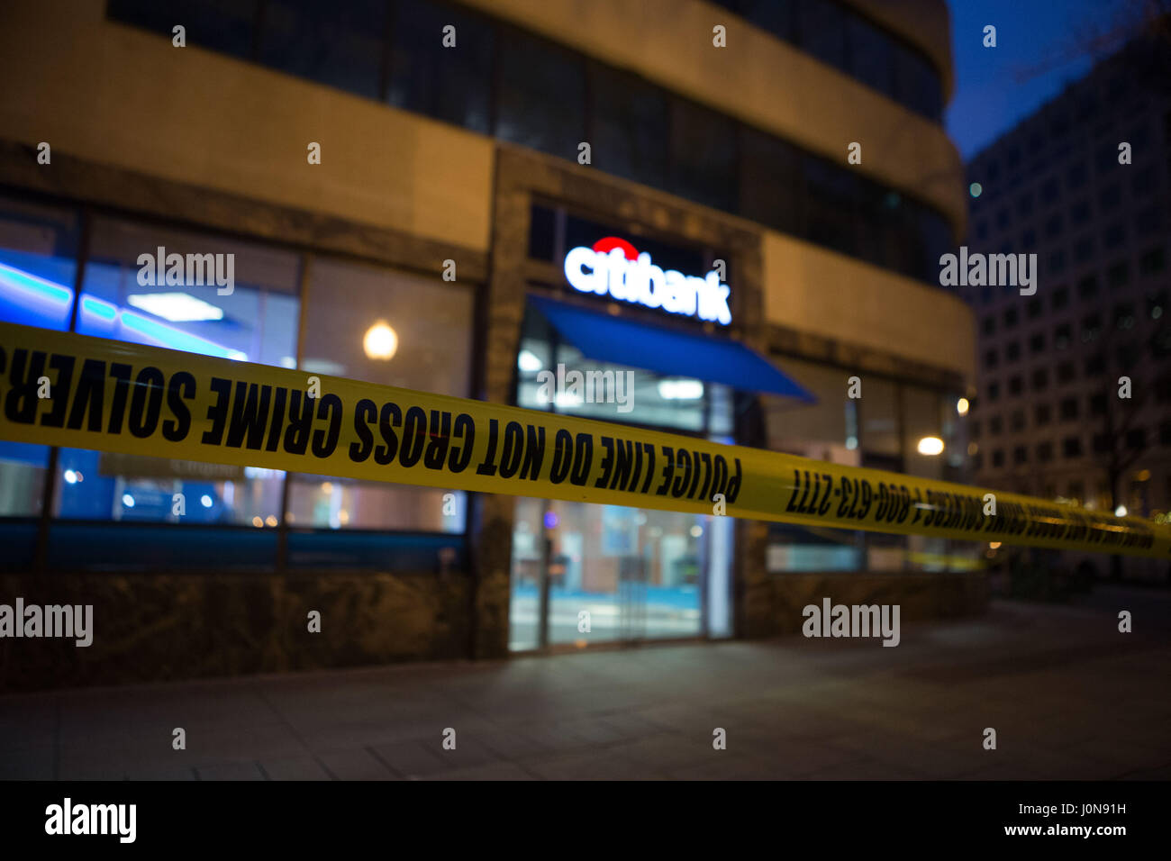 Metropolitan police tape hi-res stock photography and images - Alamy