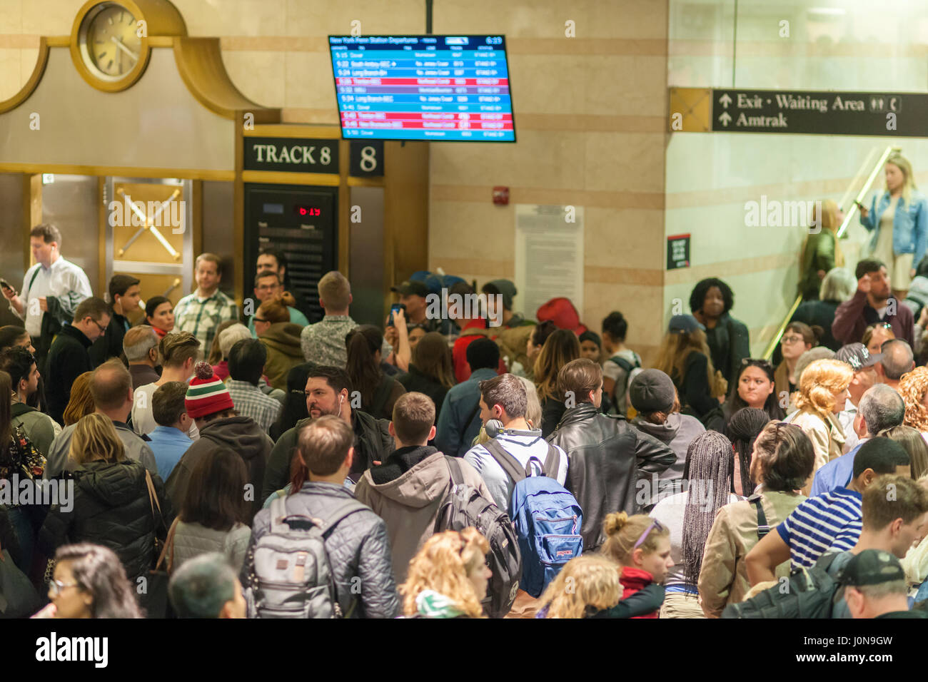 New York, USA. 14th Apr, 2017. Hundreds of people pack the NJ Transit ...