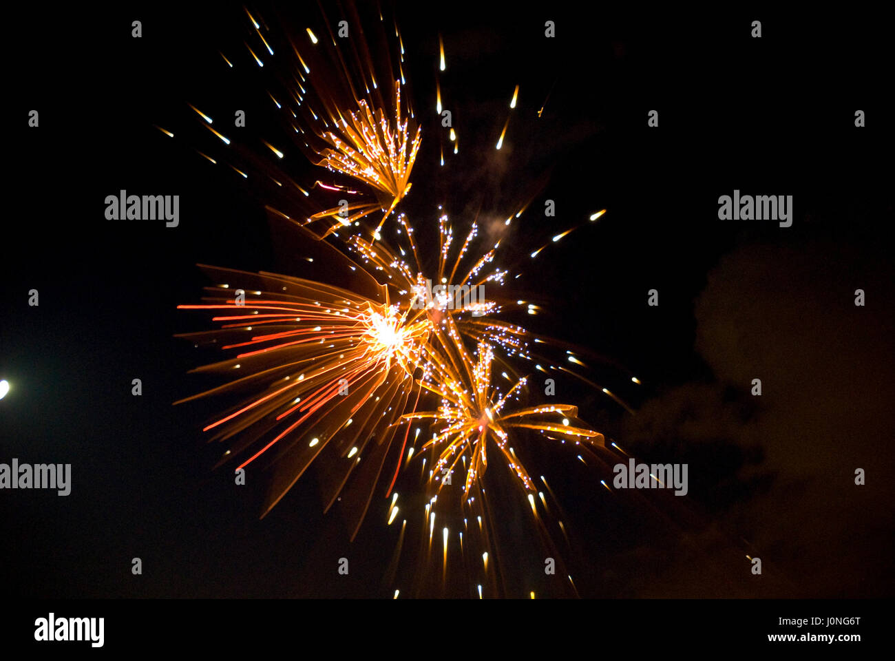Mortar fireworks hi-res stock photography and images - Alamy