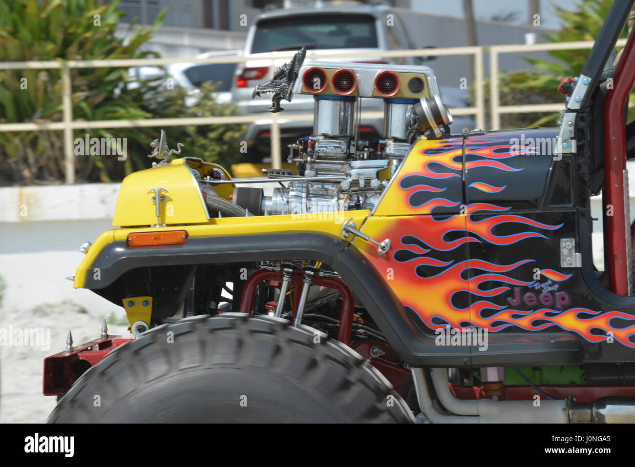 jeeps on the beach jeep convention in Daytona Florida USA Stock Photo ...