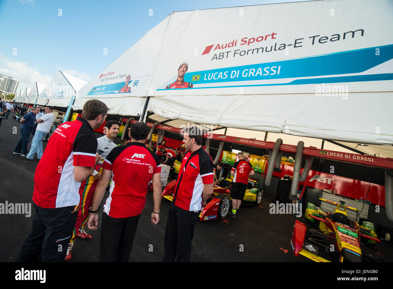 E Formula Racing In Miami Stock Photo - Alamy