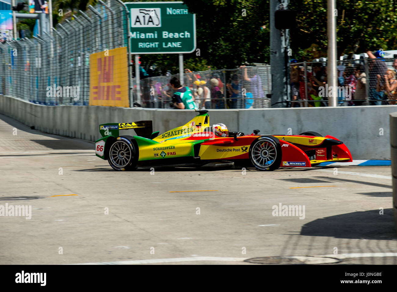 E Formula Racing in the streets of Miami USA Stock Photo - Alamy