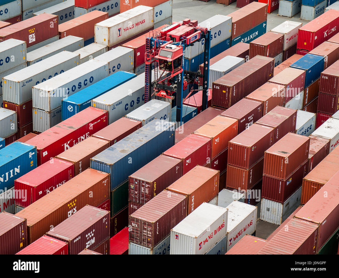 Terminal containers hi-res stock photography and images - Alamy