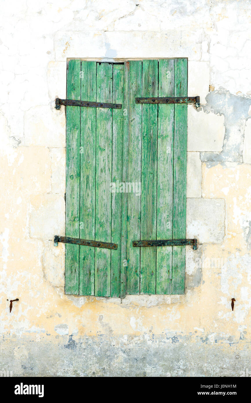Weather worn building hi-res stock photography and images - Alamy