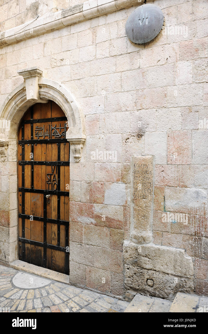Corners of Jerusalem, streets, yards and the holy places of Israel's ...