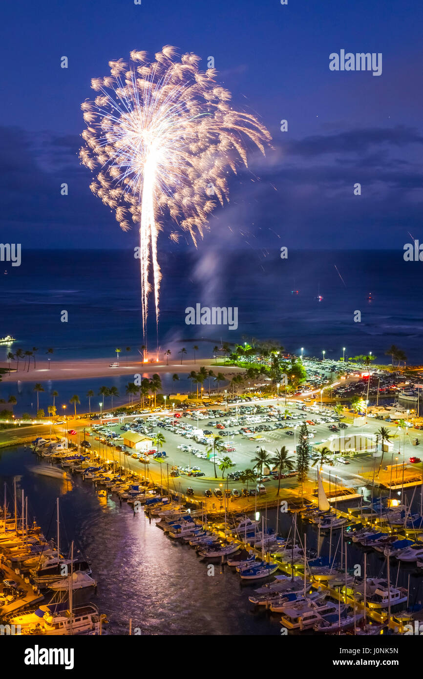 Fireworks at Waikiki, Oahu, Hawaii, USA Stock Photo - Alamy
