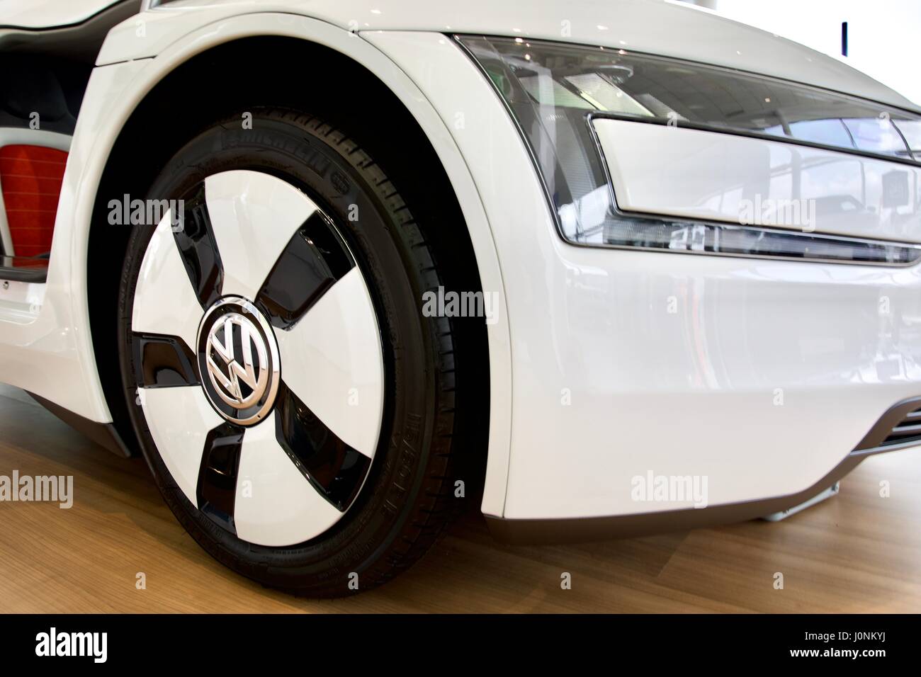 Volkswagen xl1 vw 1 litre hi-res stock photography and images - Alamy