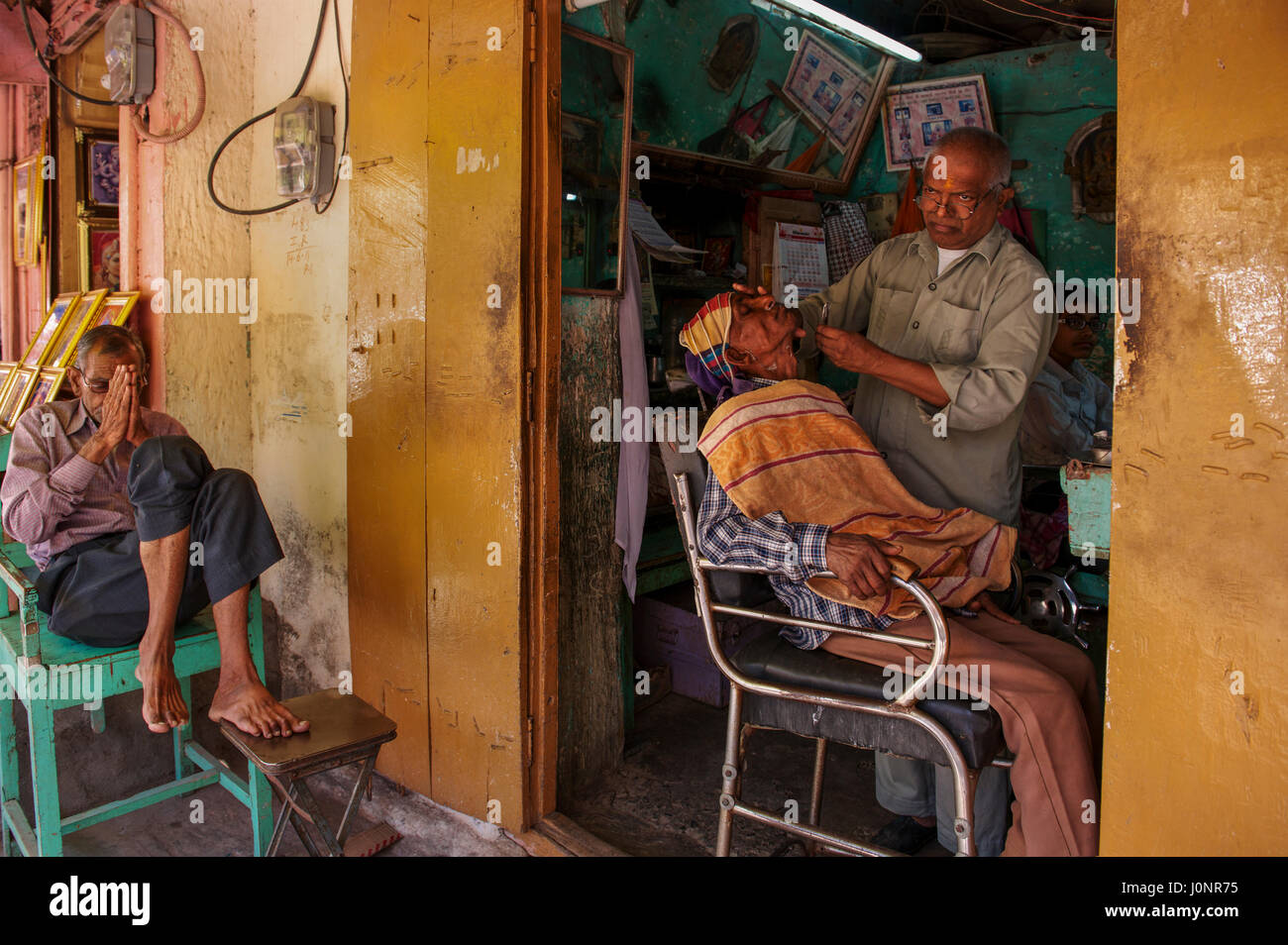 Jain temple at Keshariaji Stock Photo - Alamy