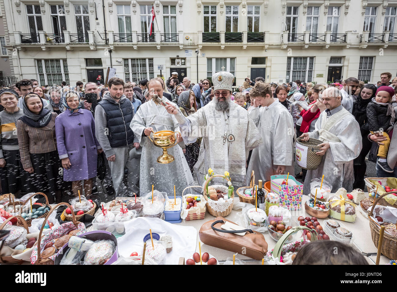 Orthodox bishop blessing hi-res stock photography and images - Alamy