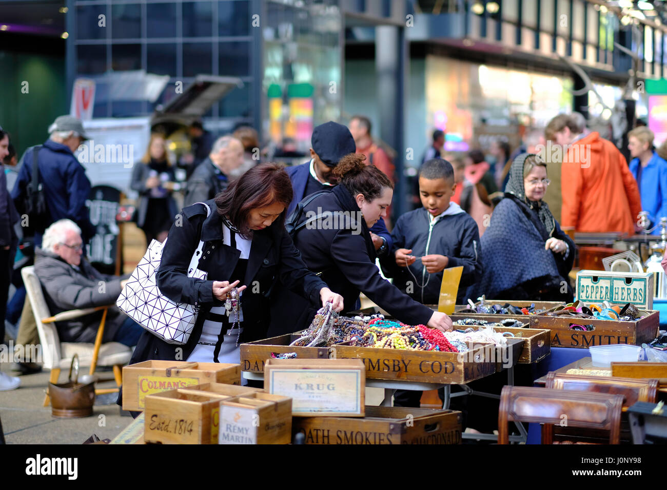 Spitalfields market hi-res stock photography and images - Alamy