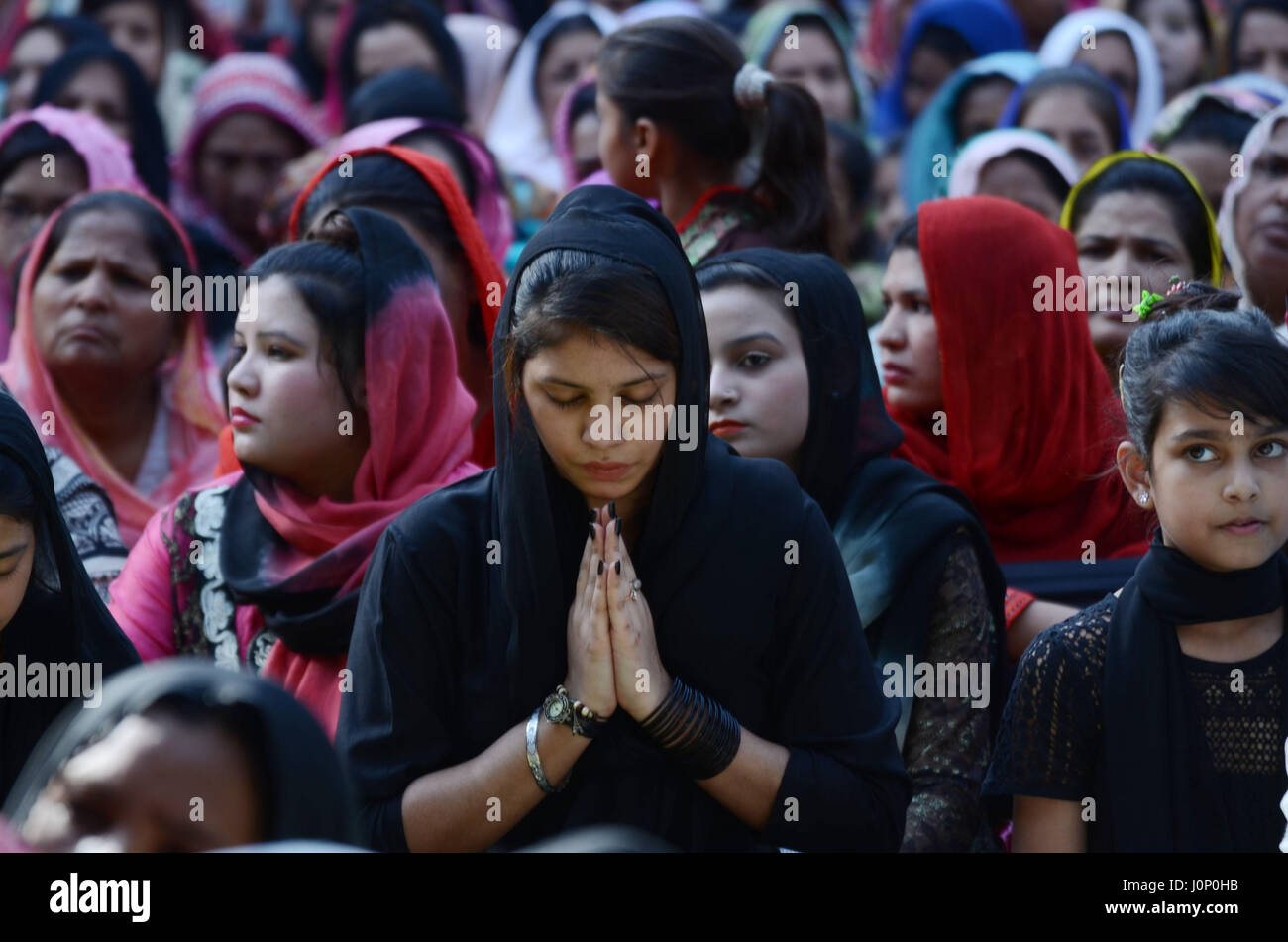Lahore, Pakistan. 15th Apr, 2017. Pakistani Christian devotees attend ...