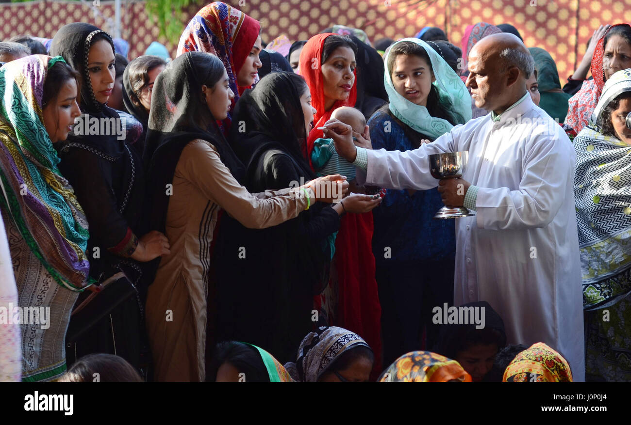 Lahore, Pakistan. 15th Apr, 2017. Pakistani Christian devotees attend ...