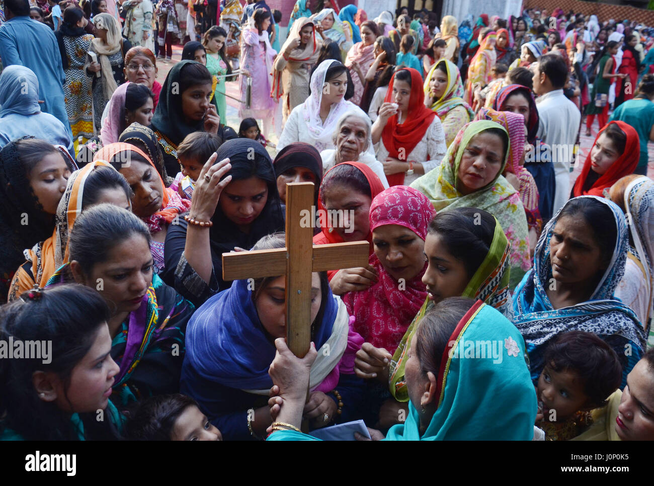 Lahore, Pakistan. 15th Apr, 2017. Pakistani Christian devotees attend ...