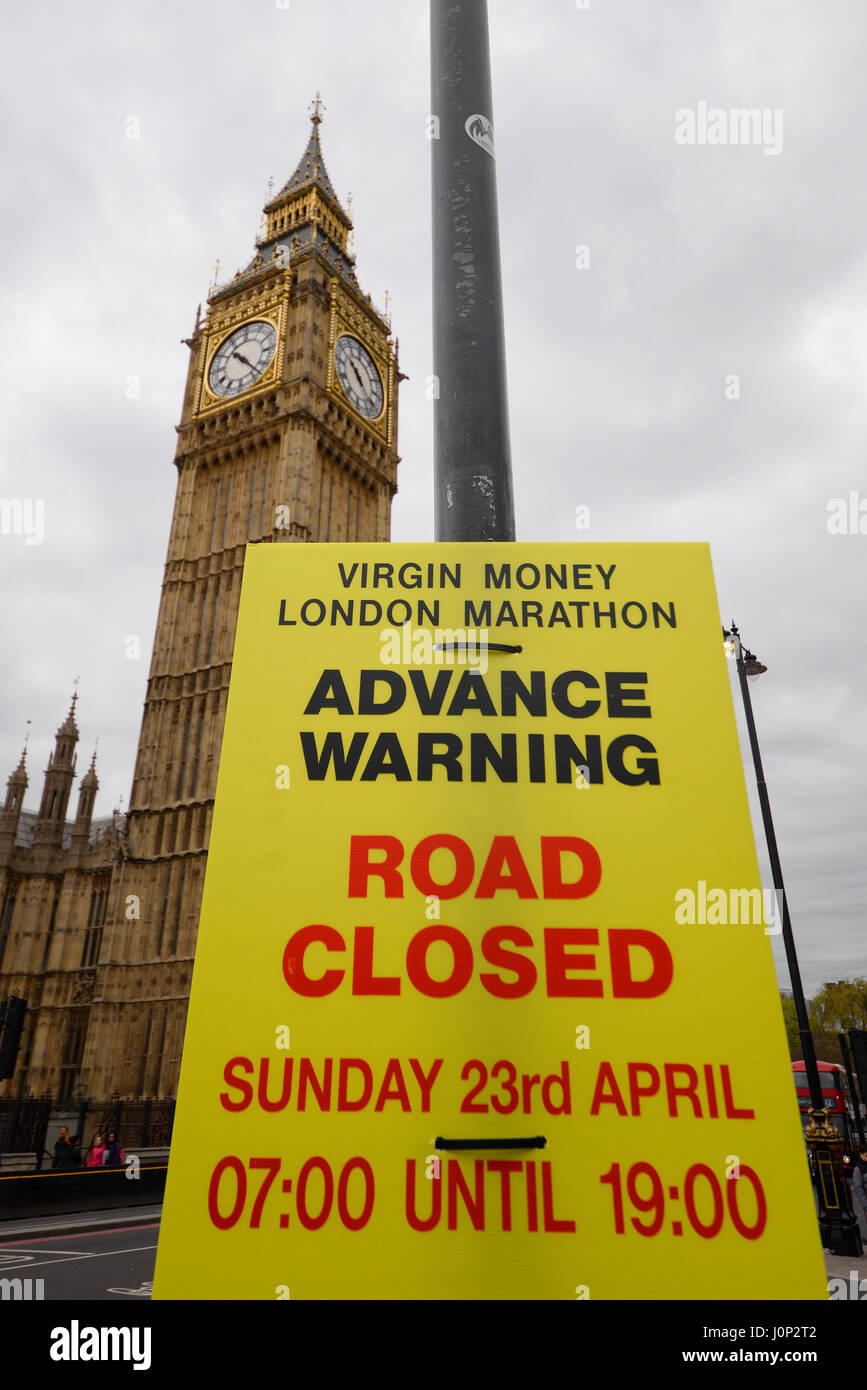 Advance warning hi-res stock photography and images - Alamy