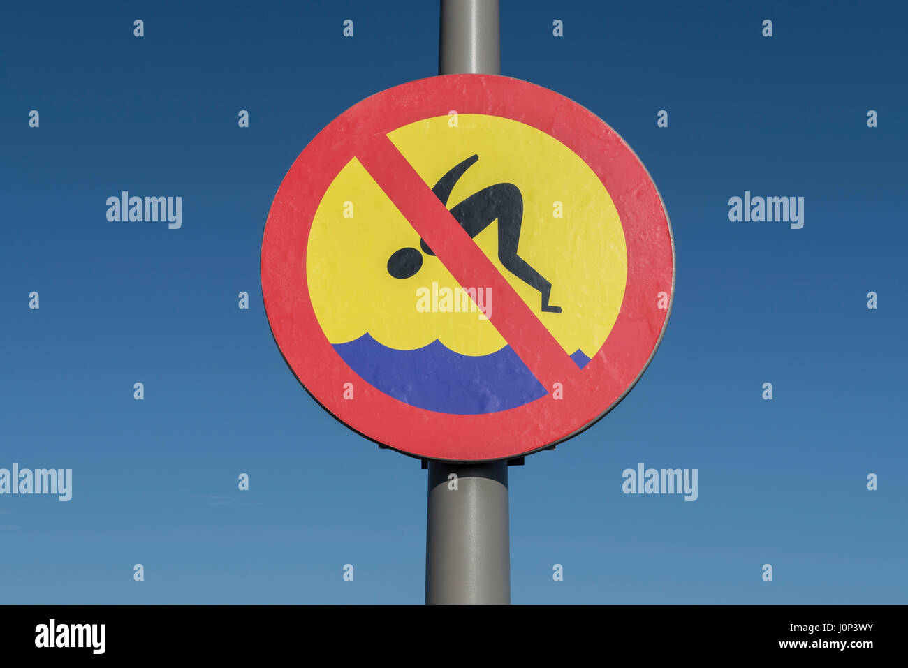 Verbotsschild hi-res stock photography and images - Alamy