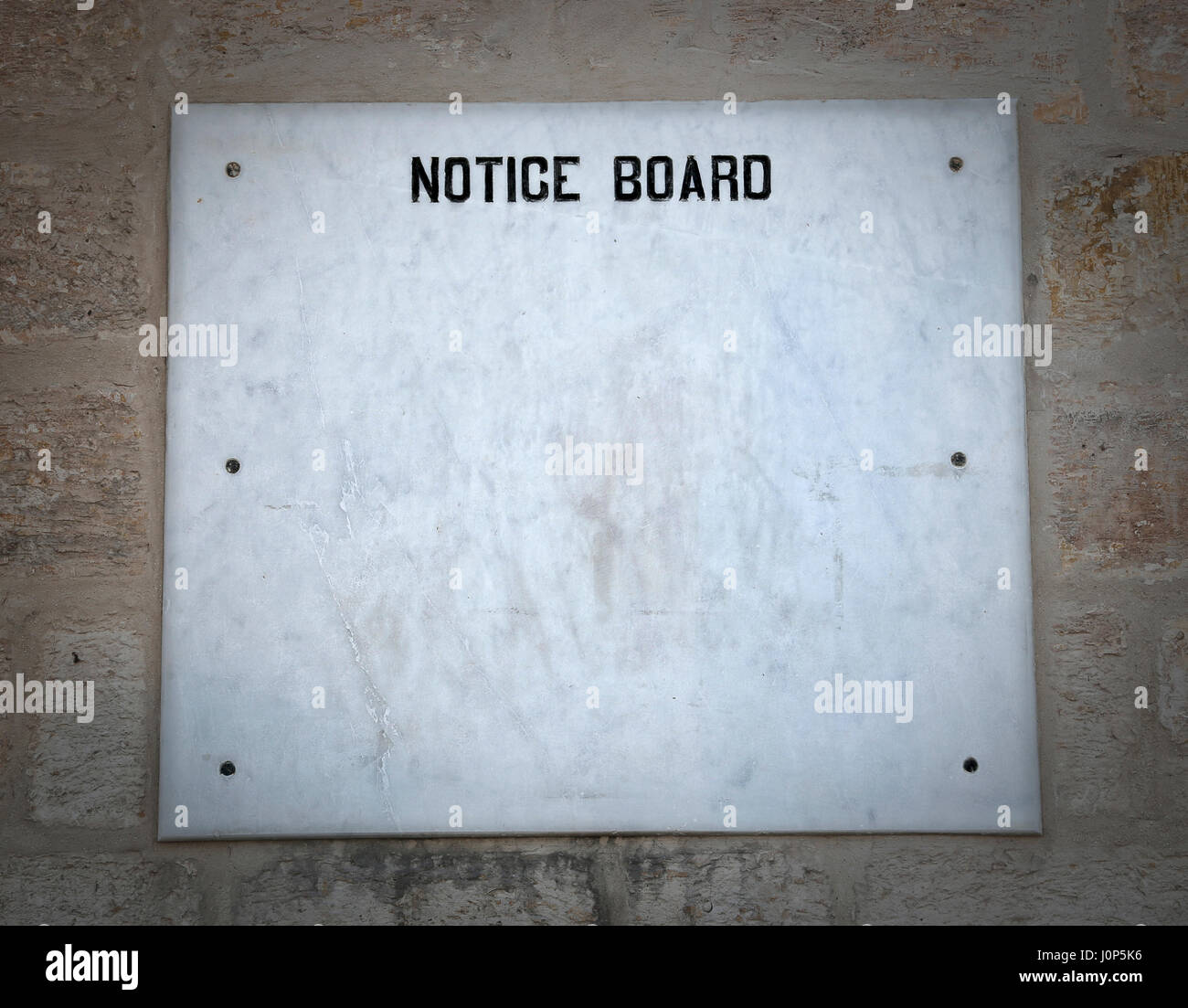 Old notice board hi-res stock photography and images - Alamy