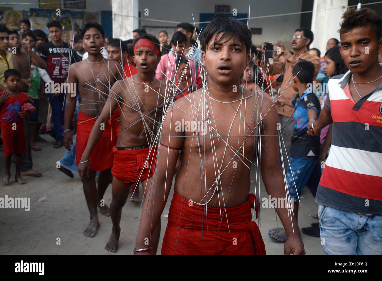 Kolkata, India. 14th Apr, 2017. Bengali Hindu observes CharaK Puja on ...