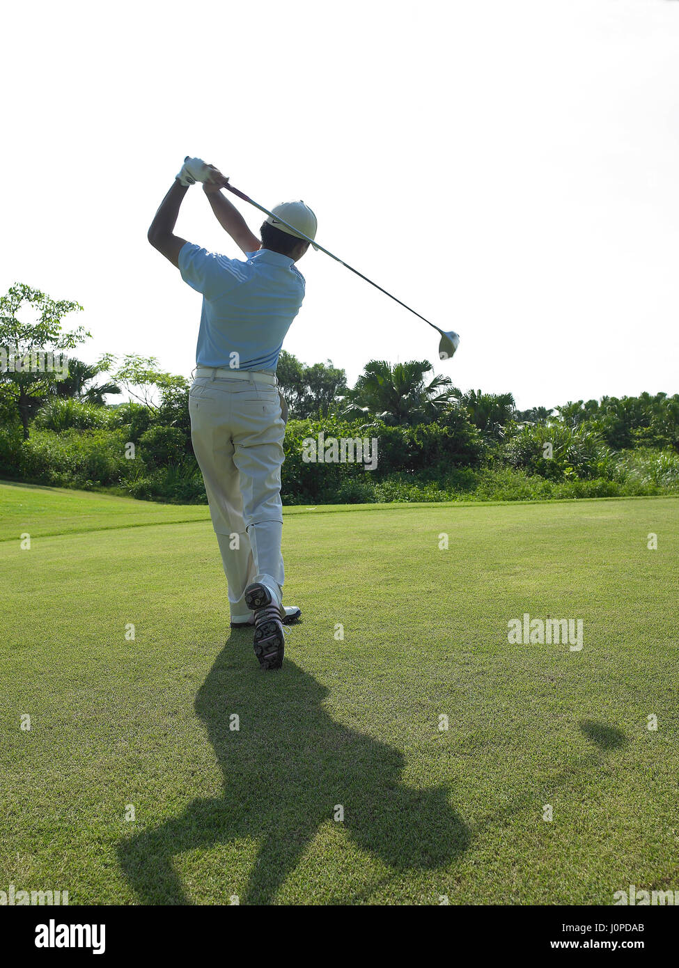 Chinese man playing golf hi-res stock photography and images - Alamy