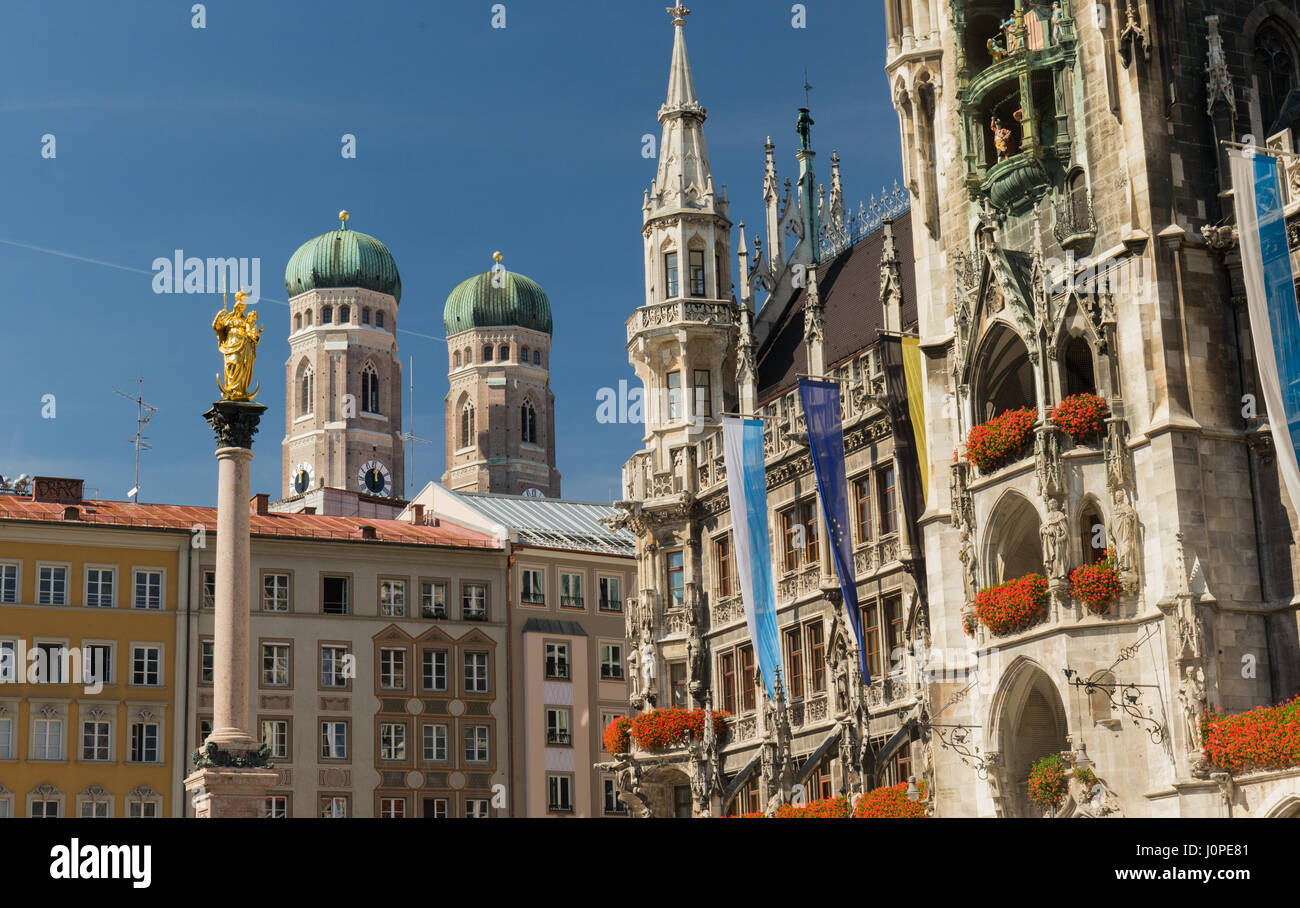 The main square in Munich, with the most important landmark of the ...