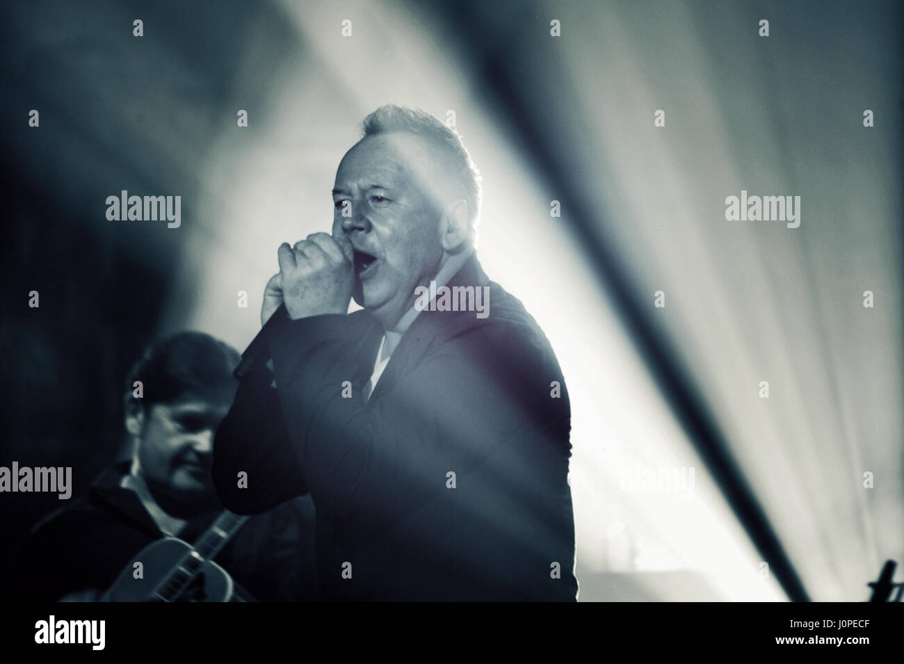 Jim kerr simple minds hi-res stock photography and images - Alamy