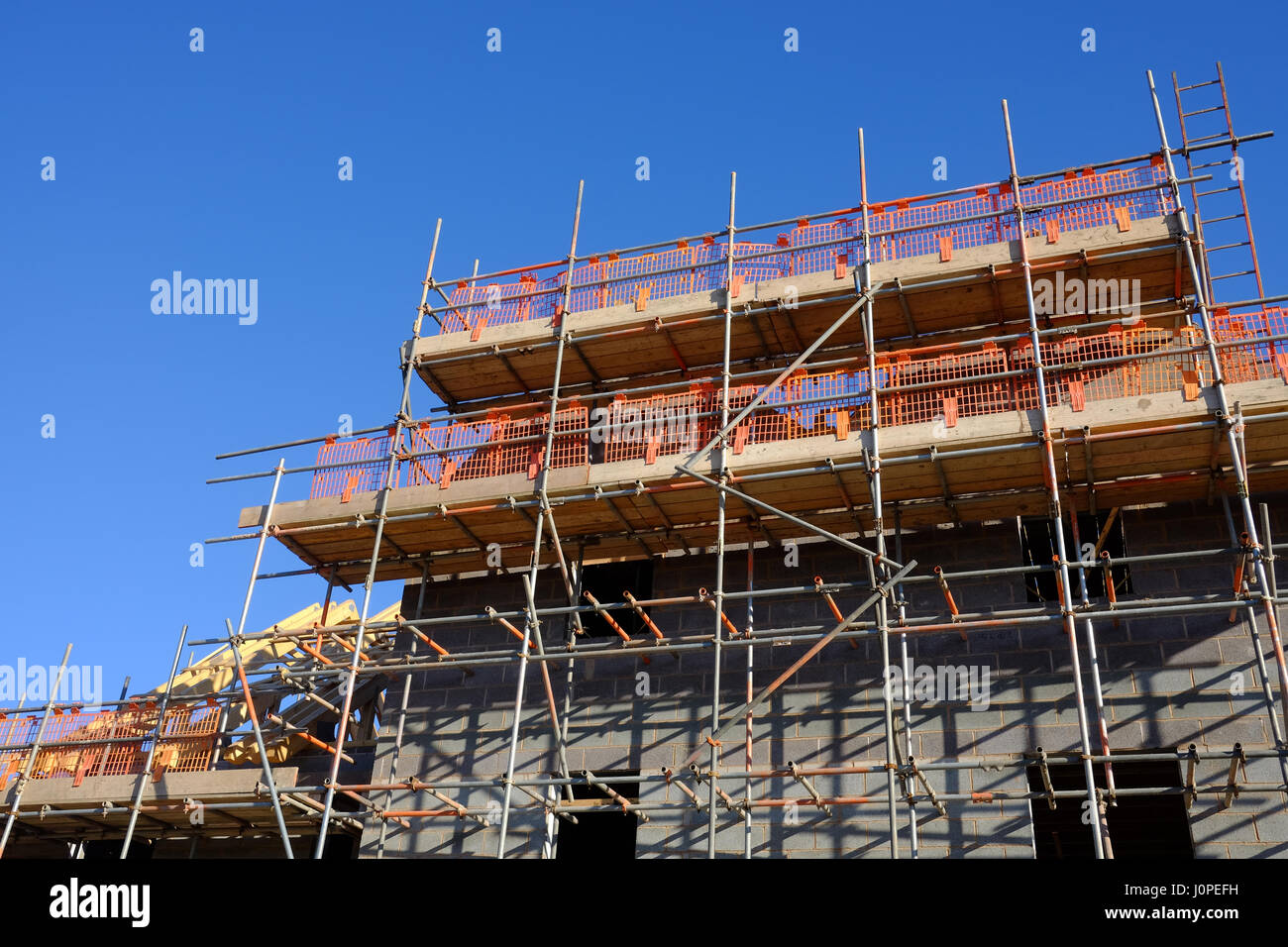 Scaffolding structure hi-res stock photography and images - Alamy