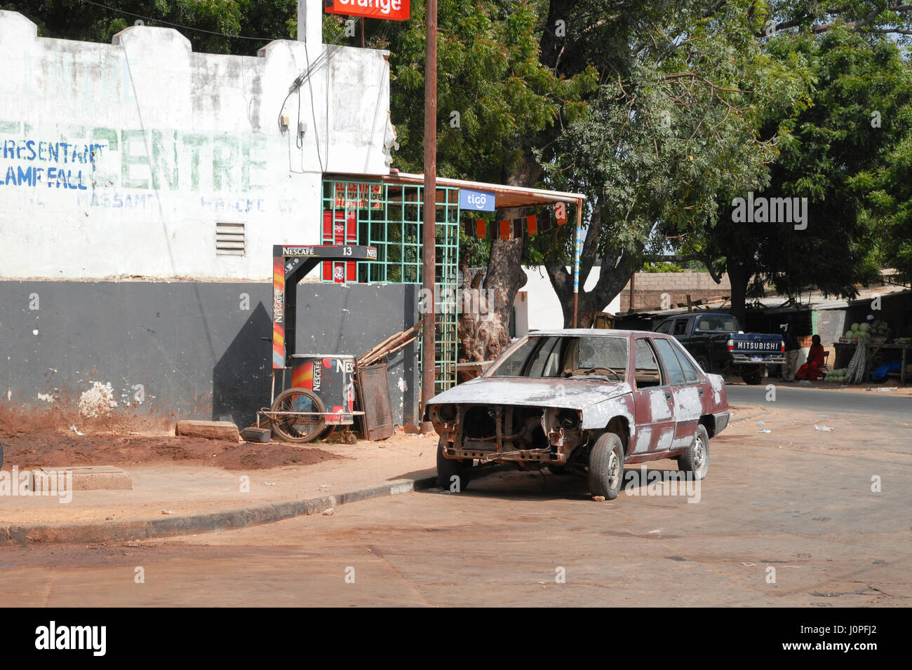 Very old wreck of a car still in use in Senegal Stock Photo - Alamy