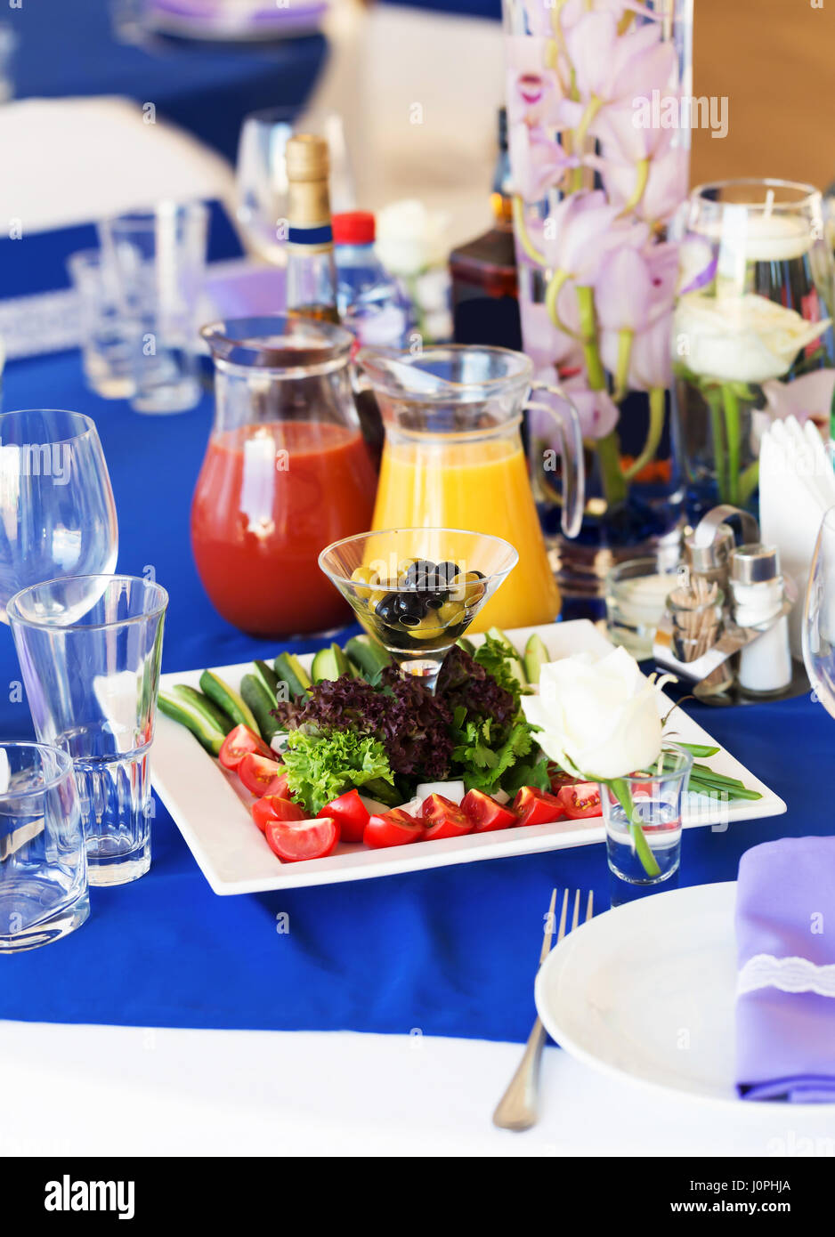 Party table with vegetable plate Stock Photo - Alamy