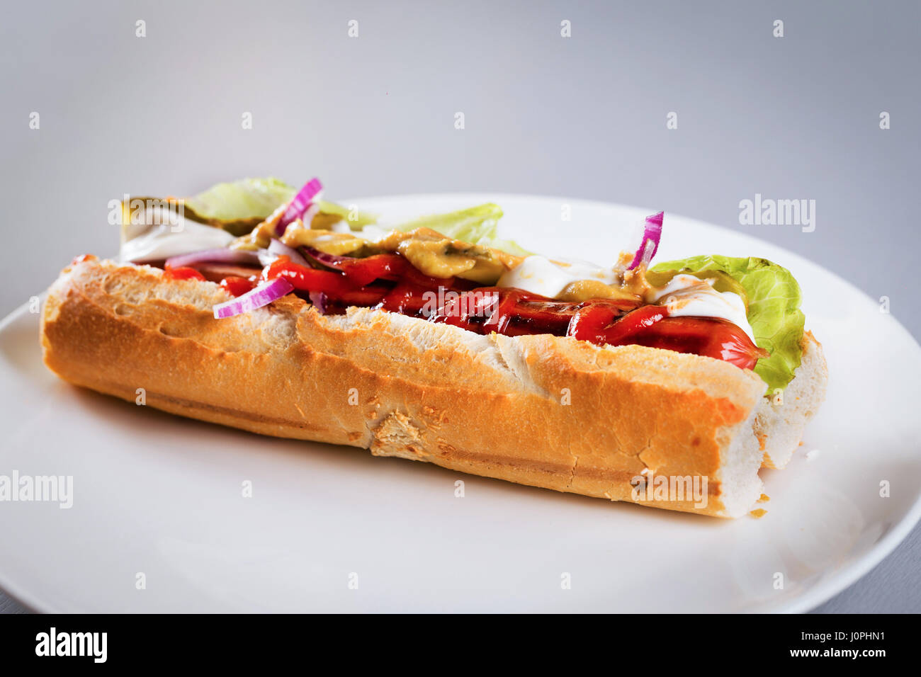 Fresh made hot dog hi-res stock photography and images - Alamy